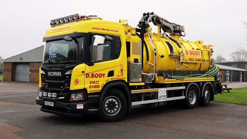 Combi-unit tanker tour video - D BODY Ltd